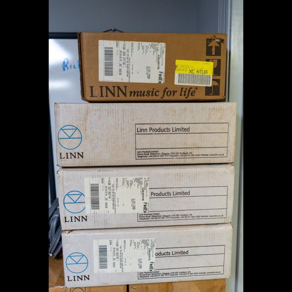 Linn Full Bundle Setup: Ninka Speakers, LK 85 Amplifiers, Aktiv Bi-Amp ...